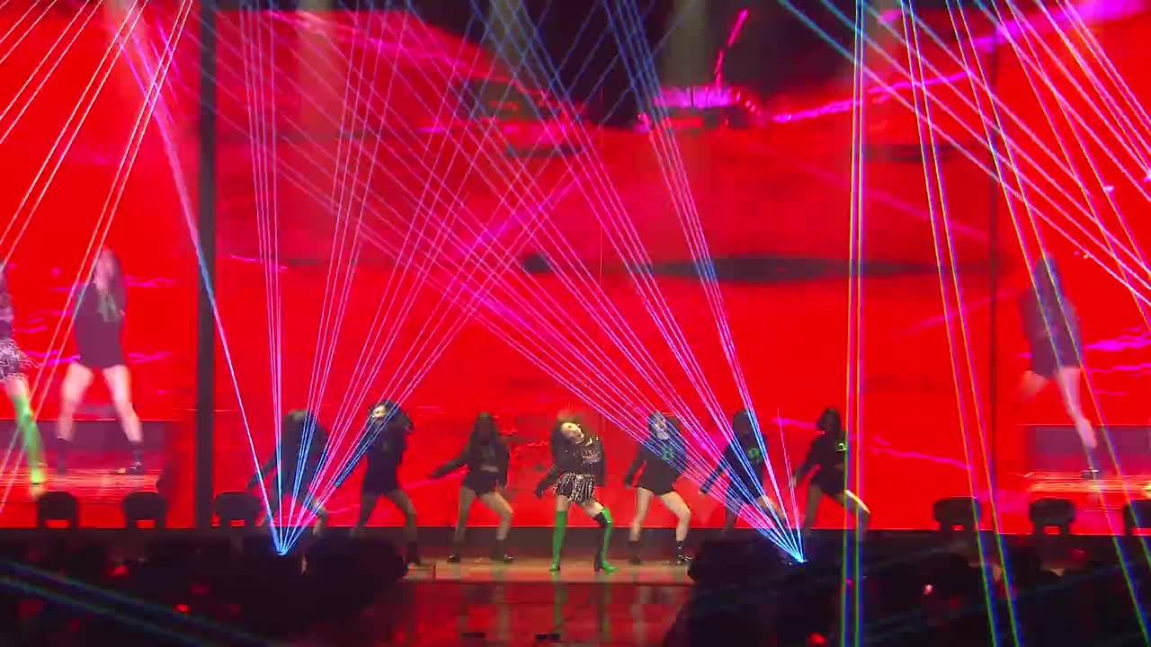 Apink_6th_Concert_Welcome_to_PINK_WORLD_Solo_Stage_보미_Chitty — Видео от ...